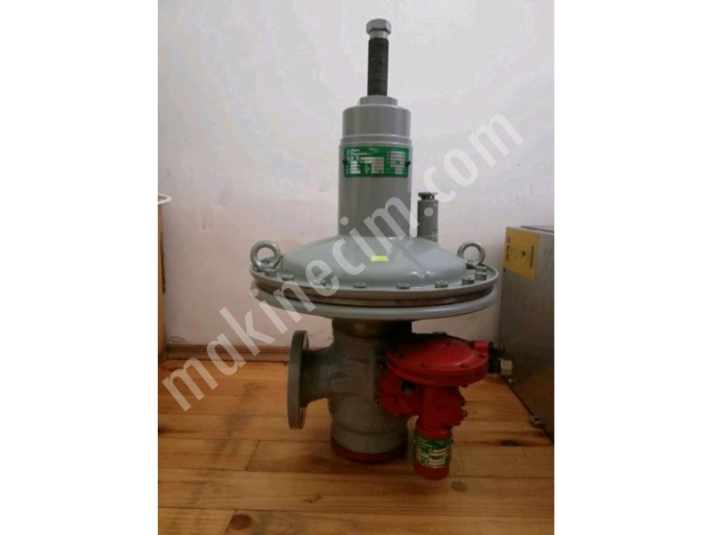Spring Loaded Pressure Gas Regulator